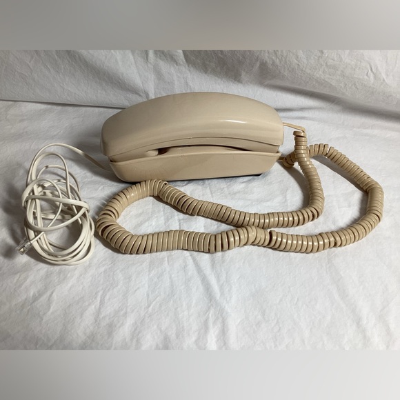 at&t | Other | Vintage Att Trimline Push Button Phone Beige Long ...